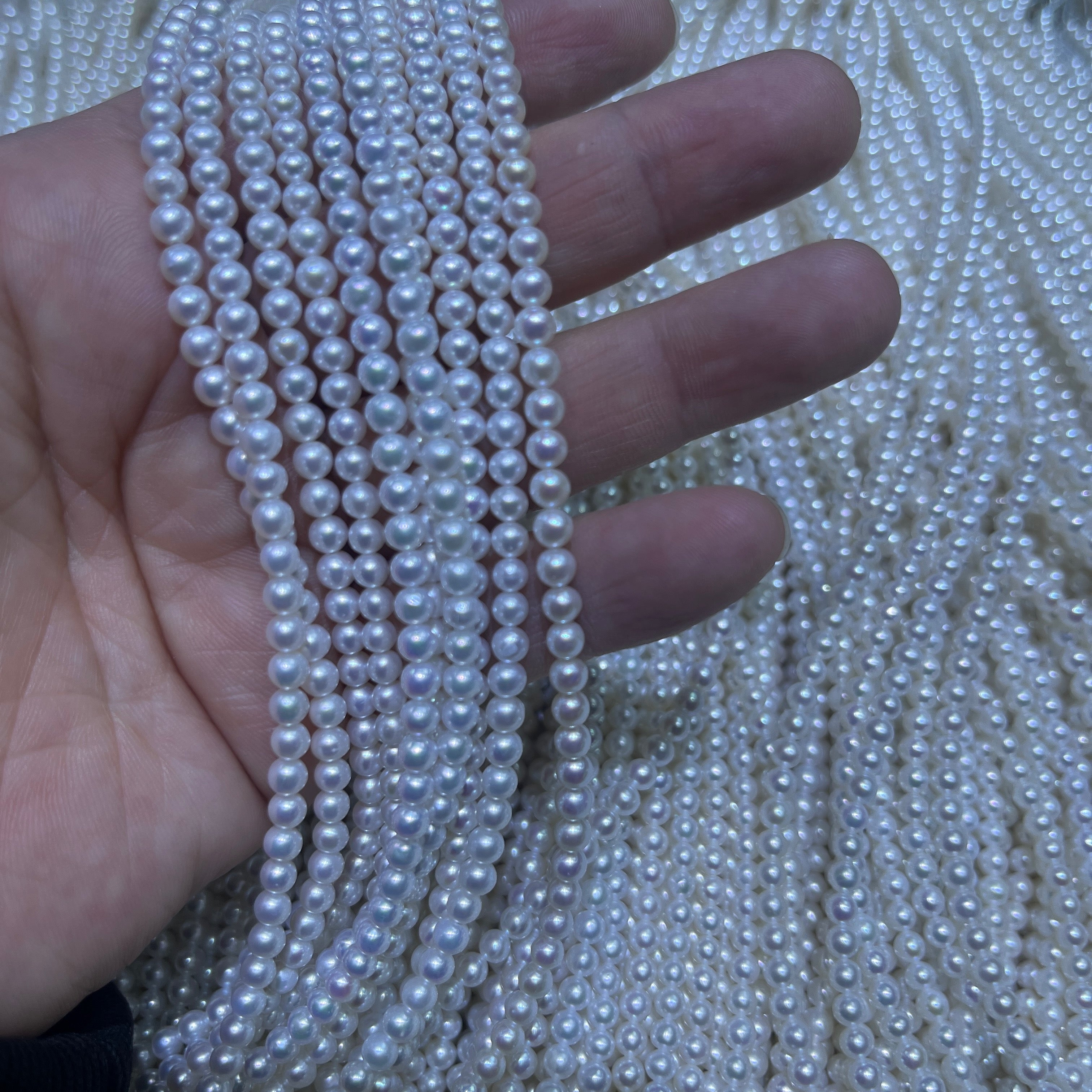 3.5-4mm round white freshwater pearl strand -4A – Pearlgemcity